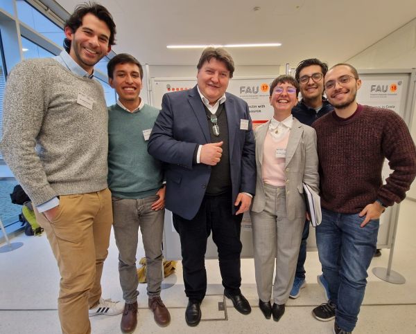 Postersitzung des FAU-Elitemasterstudiengangs „Advanced Materials and ...