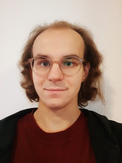 Laura Holstein - Lehrstuhl Biomaterialien