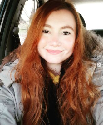 Amanda Maria Almeida Coco - Lehrstuhl Biomaterialien